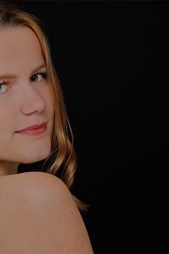 Model Sedcard Lisa Juline ID16773